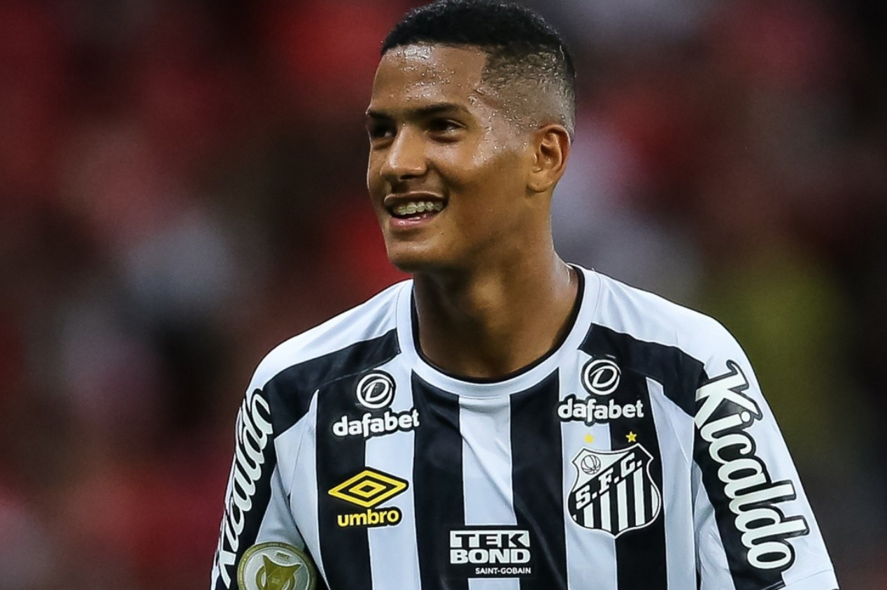 Flamengo tem interesse na contratação de Ângelo; veja os detalhes ...